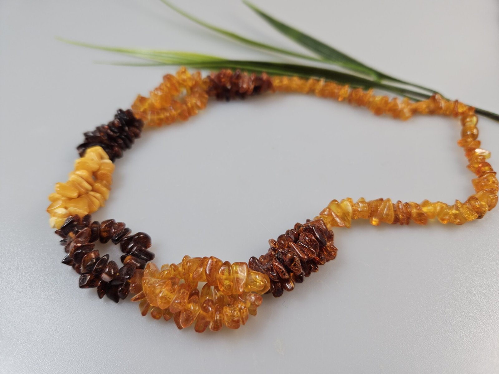 Raw small amber necklace - amberlithuania.com