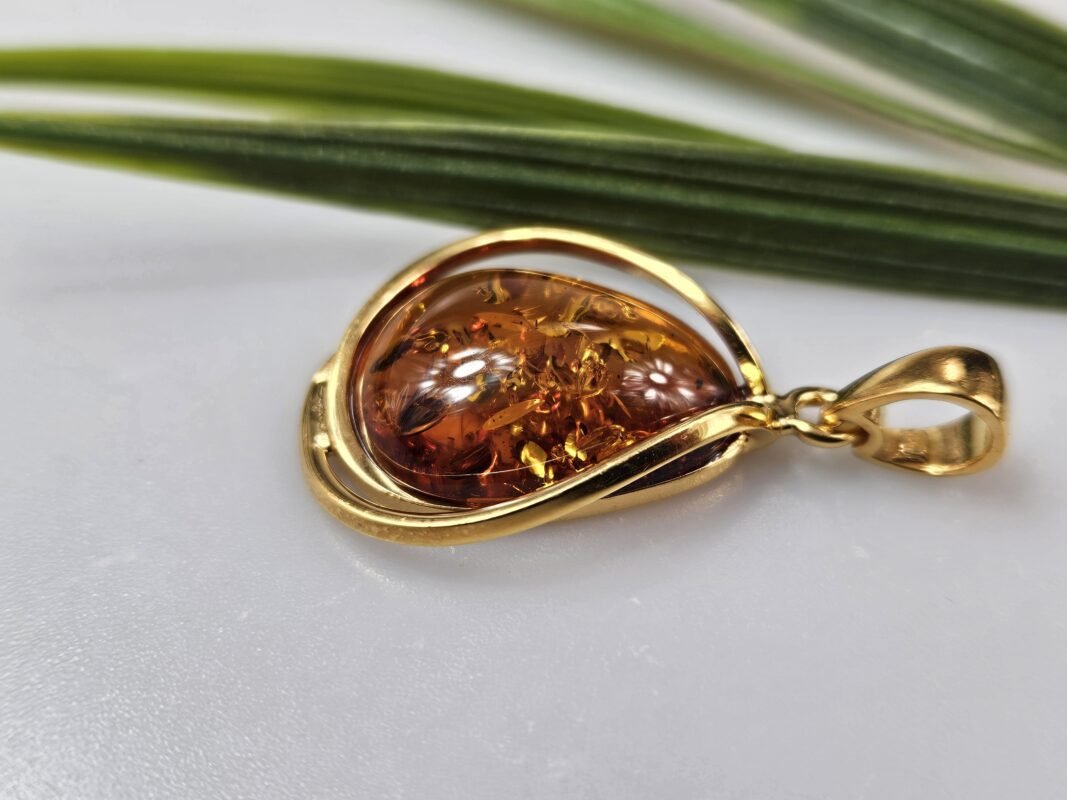 Gold plated Amber necklace pendant - amberlithuania.com